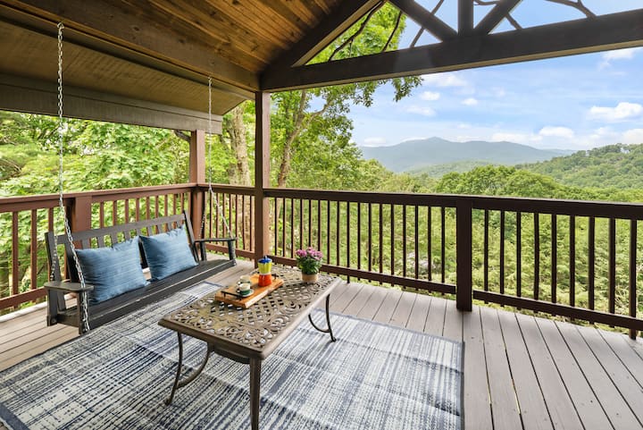 4br Home With Game Room, Pool Table & Fire Pit - Blowing Rock, NC