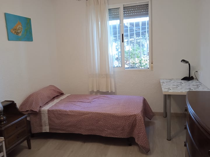 Habitación Con 2 Camas De 90 - Aspe