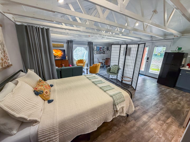 Studio Near Mercedes-benz Stadium, Sleeps 4 - Atlanta, GA