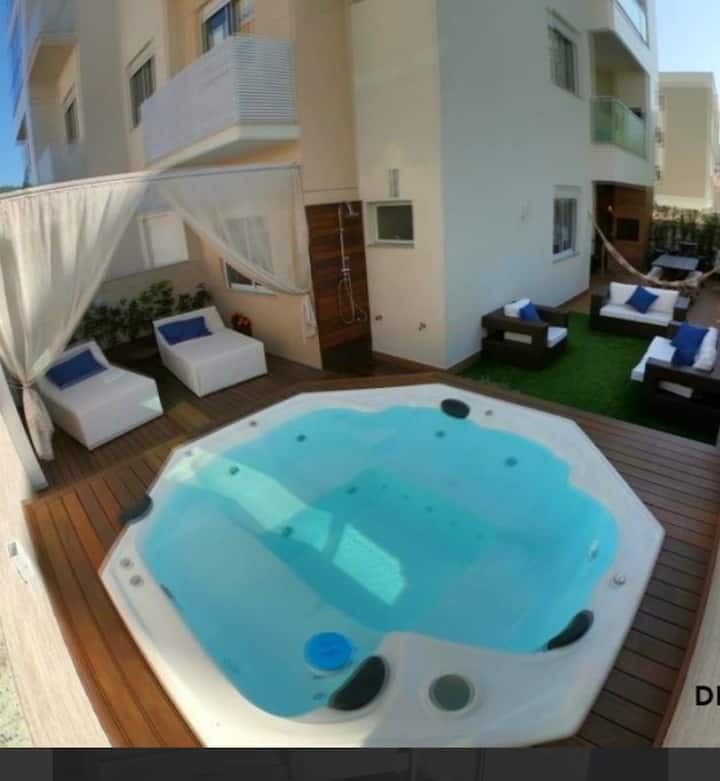Apto Garden Com Jacuzi  Privativa - Governador Celso Ramos