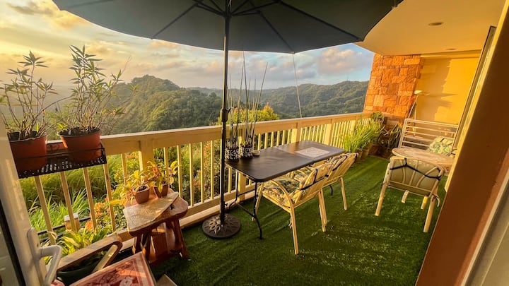 Twin Lakes Tagaytay Merlot (Netflix + Board Games) - Alfonso