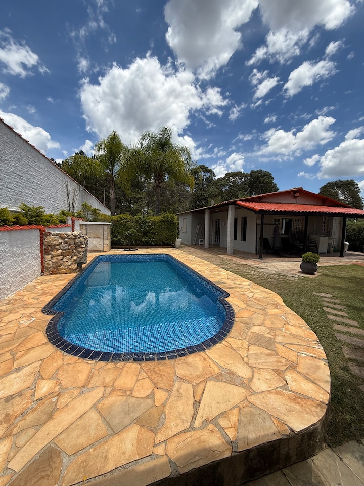 Chácara Com Piscina E Churrasq. Somente 1h De Sp! - São Roque