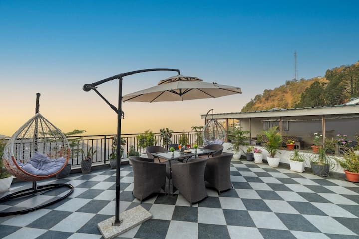 Sky Villa With Pool - Kasauli