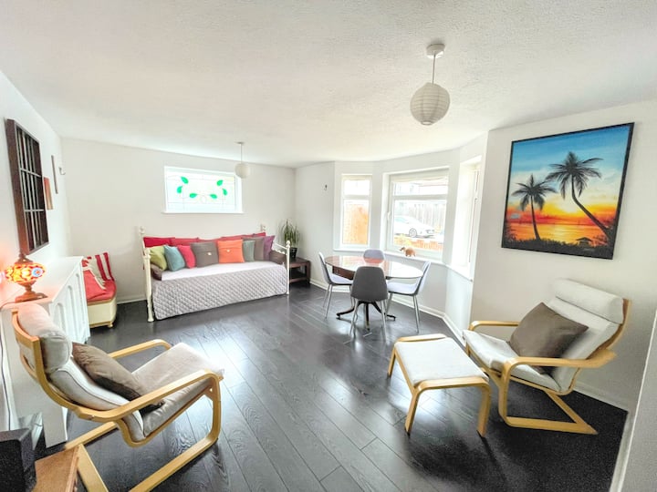 Central, Private Garden & Free Parking - 佩恩斯威克