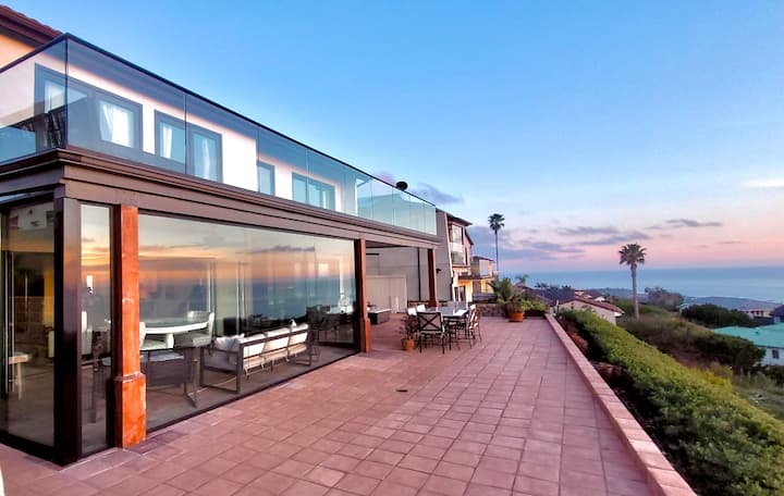 Modern Villa W/ Pano Ocean Views & 5 Min To Beach - San Clemente, CA