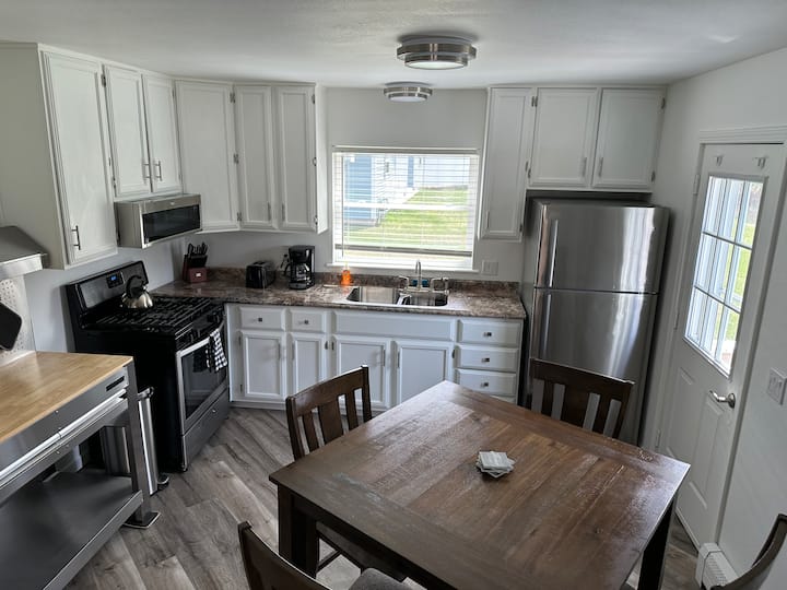 Woodland Eagles Nest Side Unit - Au Train, MI