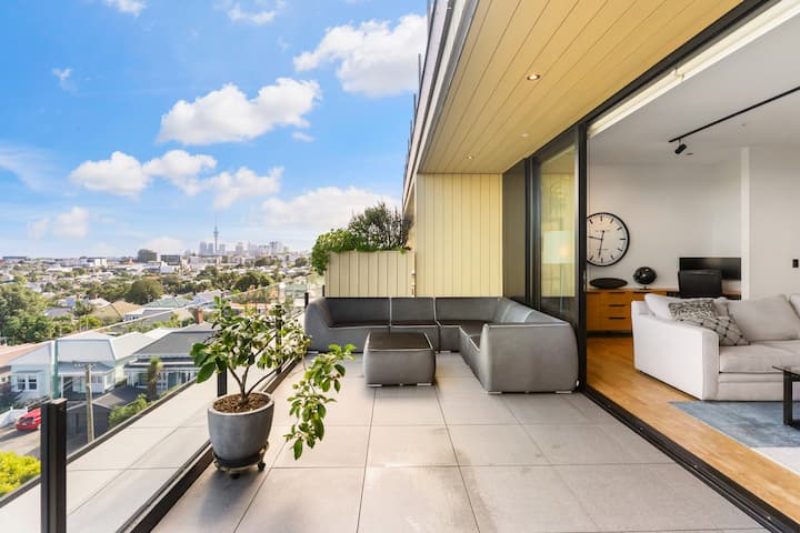 Grey Lynn’s Most Exciting 2-bed Apartment - Auckland