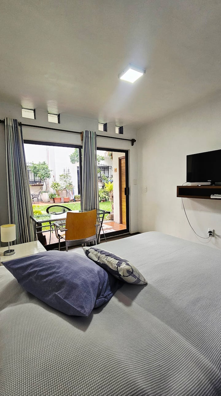 Nice Suite! @Traditional Roma House • Garden View - Mexico City