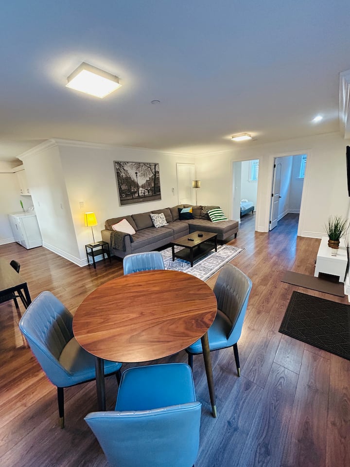 Private 2br Suite-5min Walk To Train-10min To Dt - Vancouver