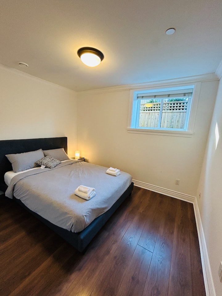 Private 2br Guest Suite-5m Walk To King Ed Station - 밴쿠버