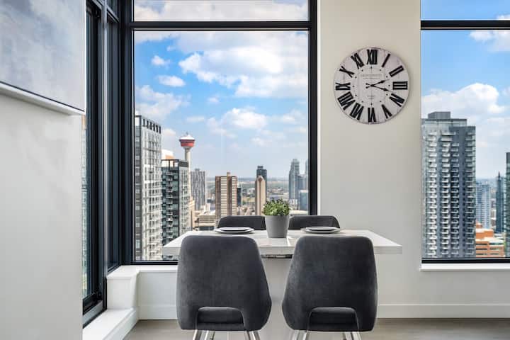 Calgary Tower View - Sub Penthouse On 30th Floor - Canada