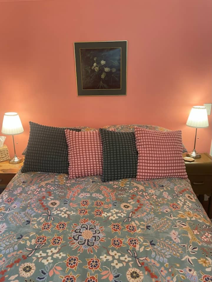 Humboldt Apartment - University of Portland, Portland