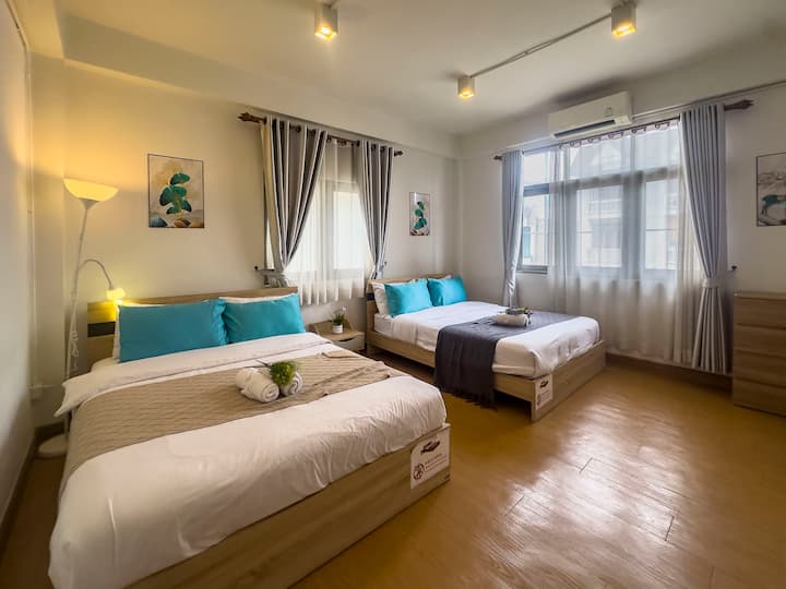 Old City Townhouse - Free Airport Pickup (One Way) - Chiang Mai