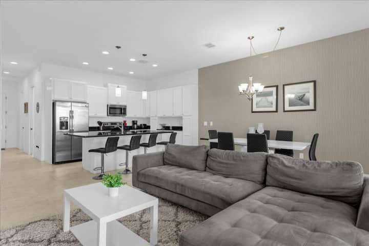 4 Bd/ 3 Ba/ The Enclaves At Festival (232 Cd) - Davenport, FL