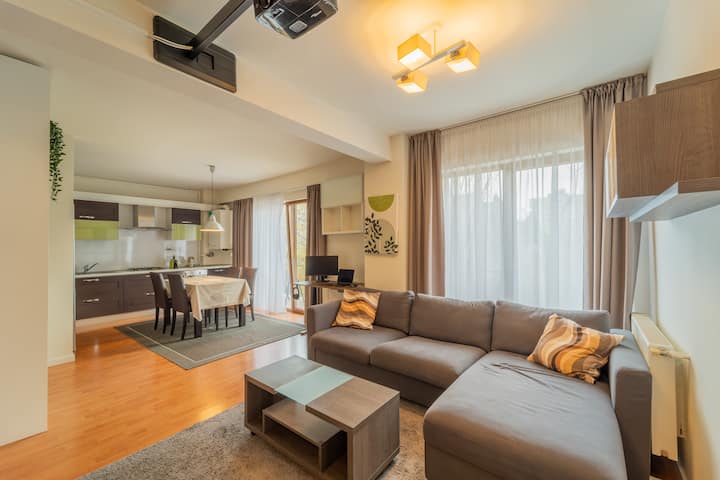 Cozy Semi-central Place, Free Parking & Workspace - Cluj-Napoca