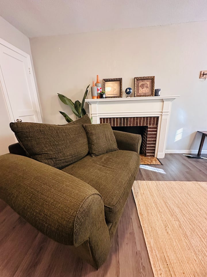 Duplex On Glendale, Centrally Located 233 - Wichita, KS