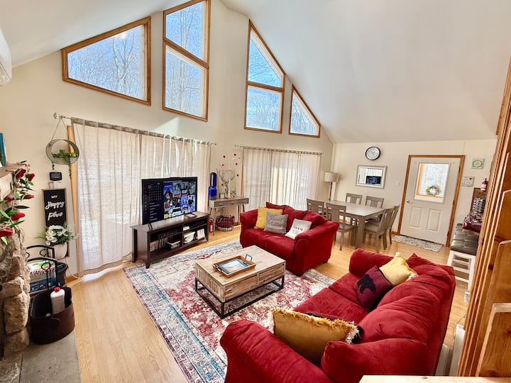 Locust Lake Chalet In Poconos W/game Room - Pocono Lake