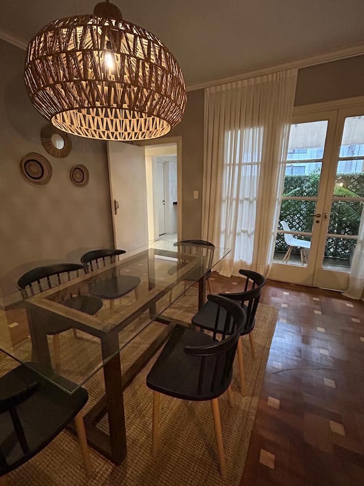 Amplio Departamento. Excelente Ubicación. Centrico - Mendoza