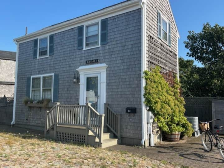 Nantucket Cottage - Pristine "Kismet" - Nantucket, MA