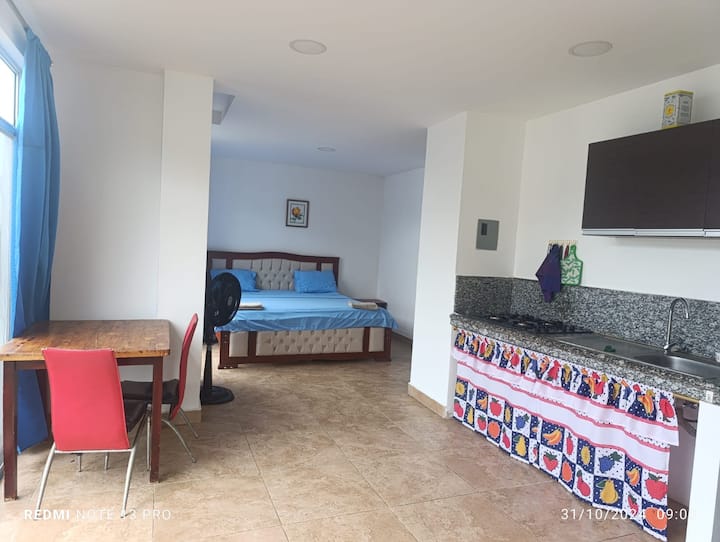 Beautiful Suite In Center Of Canoa -