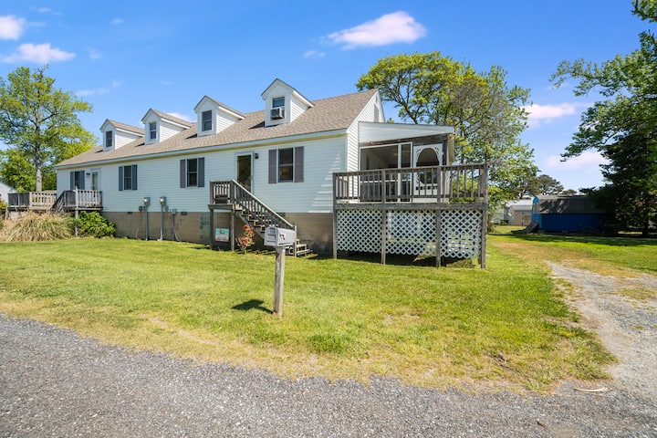 Beach House Near Maddox Blvd By Seaside Vacations - Chincoteague, VA