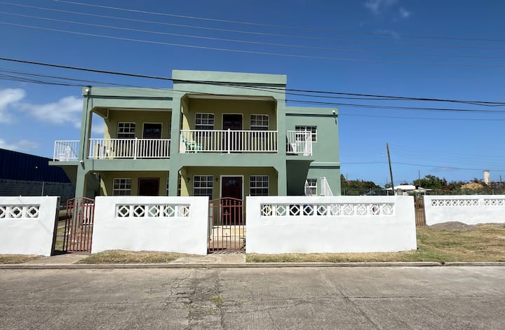 Study, Work Or Leisure Town Apartment - Saint Kitts and Nevis