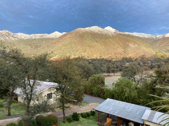 Hikers’ Private Retreat At Sequoia, Ev, View Deck - Sequoia National Park