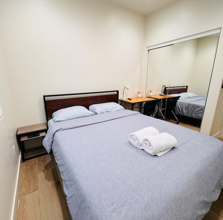 Cute And Cozy Home Stay Near Disney Land - Santa Ana, CA