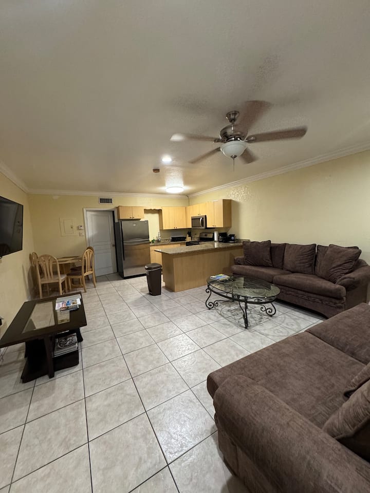 Beautiful Vacation Apartment In George Town #3 - Cayman Islands