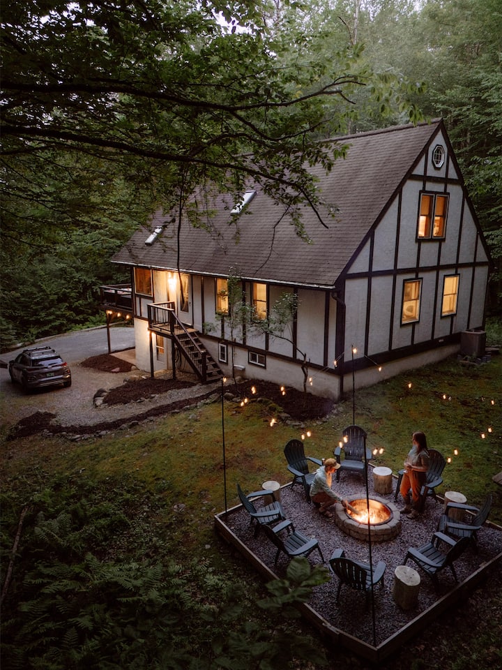 Lake George Chalet W Fire Pit, Terrace, Game Room - Bolton Landing, NY