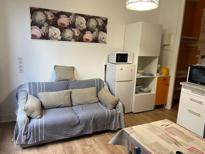 Bristol Manor N8 Balcon Chambre Et Cuisine 2e éTa - Commentry