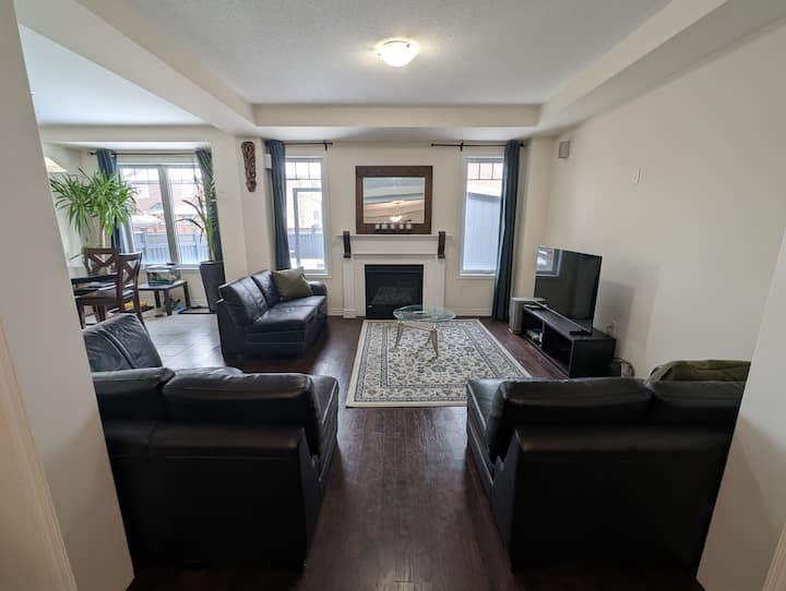 Stunning 3 Bedroom  Detached Retreat! - Caledon