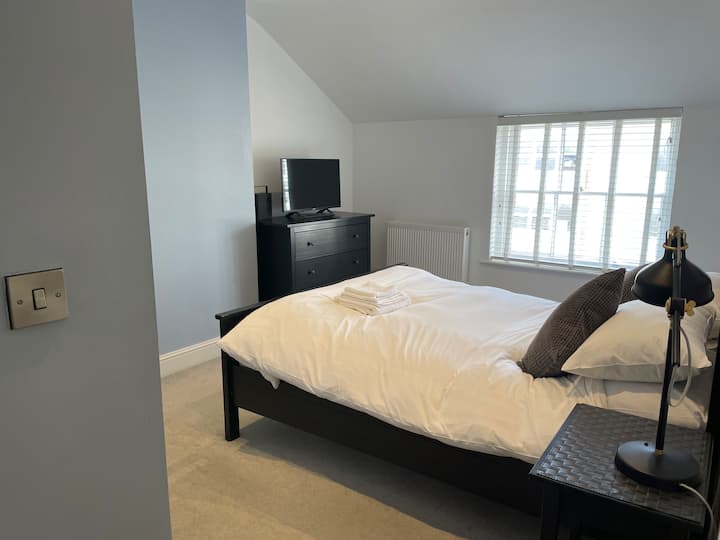 Luxury Titanic Penthouse - Starboard  C/w En-suite - Southampton