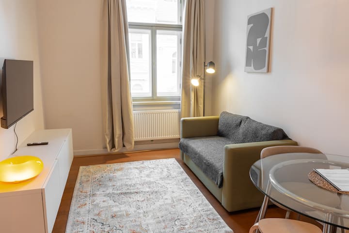 Comfy Apartment Near The Charles Bridge - Prague