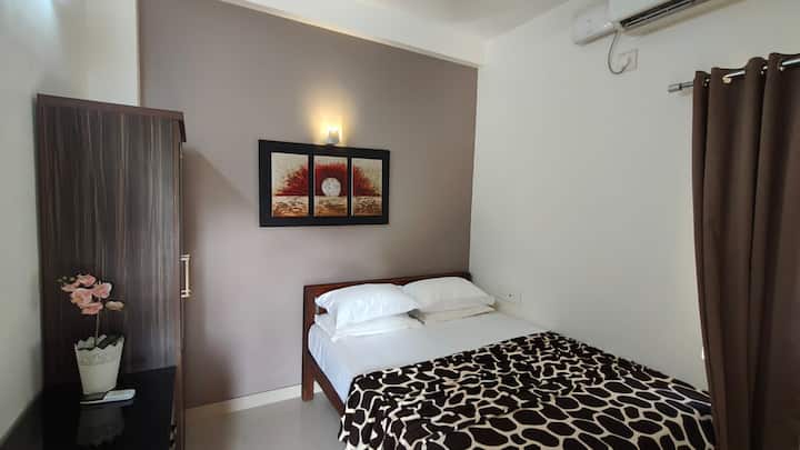 Al Shaz Home Stay (A/c Service Apartment) - Kochi