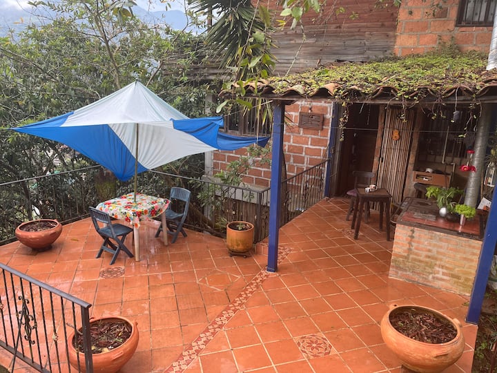 Hilltop Cabin Near Medellin - Copacabana