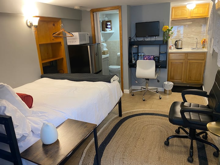 Homestay Suite. Independent Access. - Queens, NY