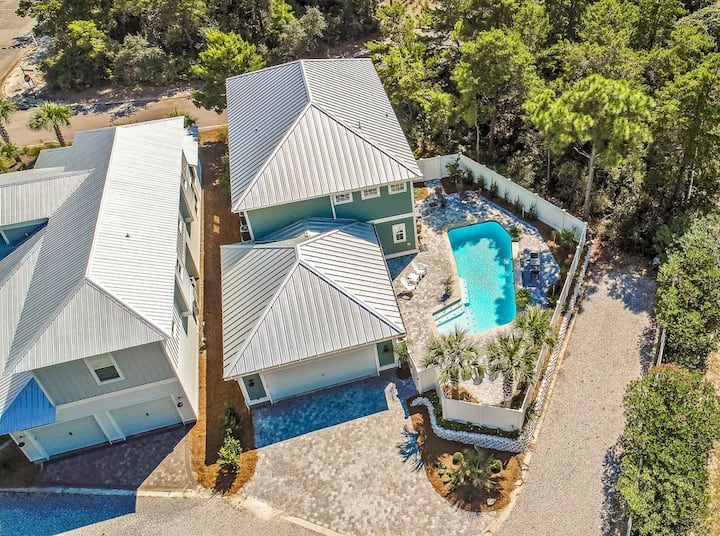 Salty Shores | Pool W/ Waterfalls | Walk Beach - Miramar Beach, FL