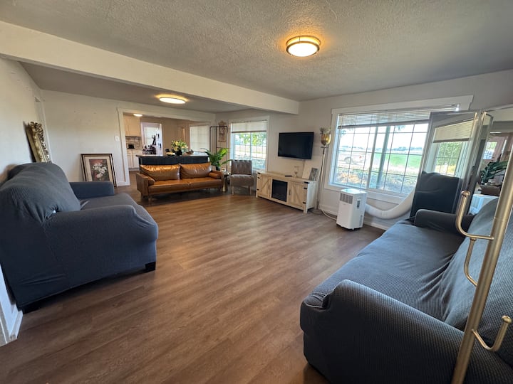 Family-friendly 3-bed House - Caldwell, ID