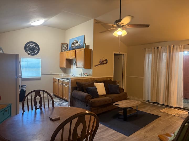 Bluff Guesthouse
Location, Location, Location! - Corpus Christi, TX
