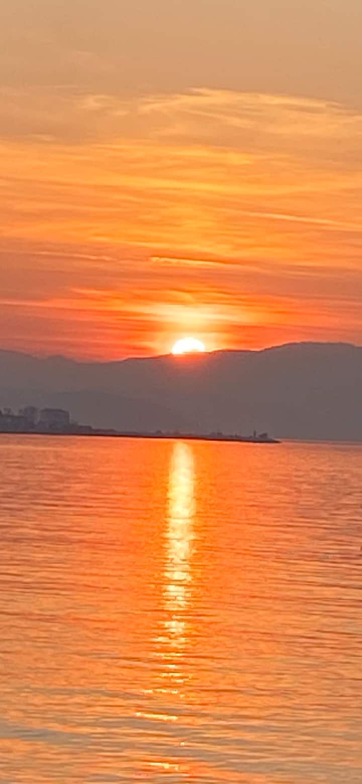 Denize Sıfır Müthiş Manzaralı Geniş  Daire - Gemlik
