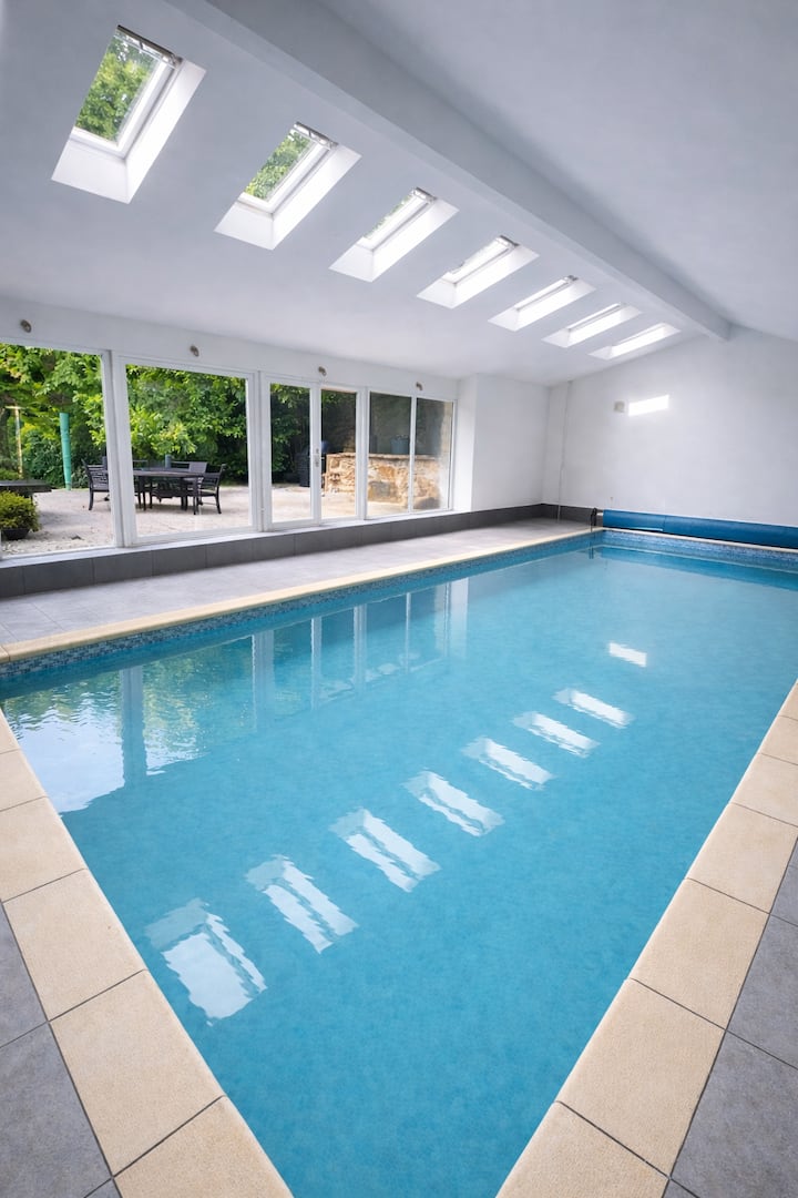 Boutique Cottage With Pool | Near Manchester - Bolton