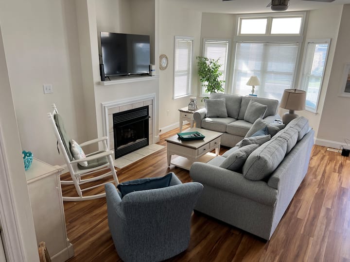 Gold Coast 3br/2ba Condo, Short Walk To Beach - Ocean City, NJ