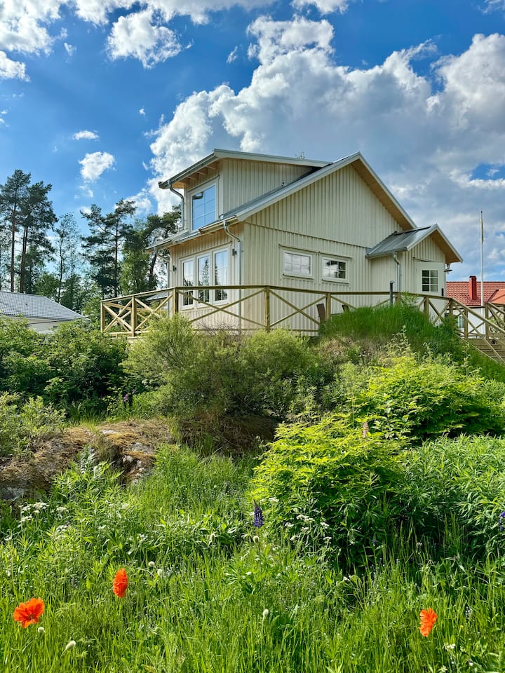 Villa Solsaga
Ett Skärgårdsboende - Kristinehamn