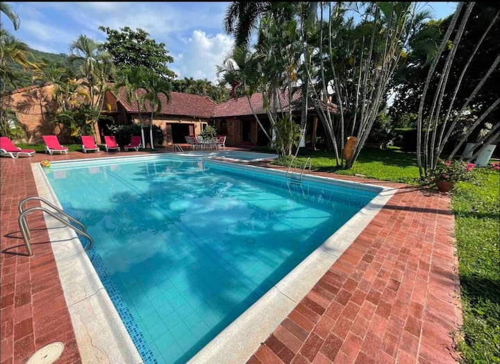 Finca Espectacular. - Apulo