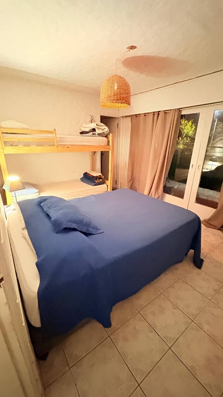 La Casa - Buena Y Barata - 6 Hab Privadas Con Baño - Uruguay