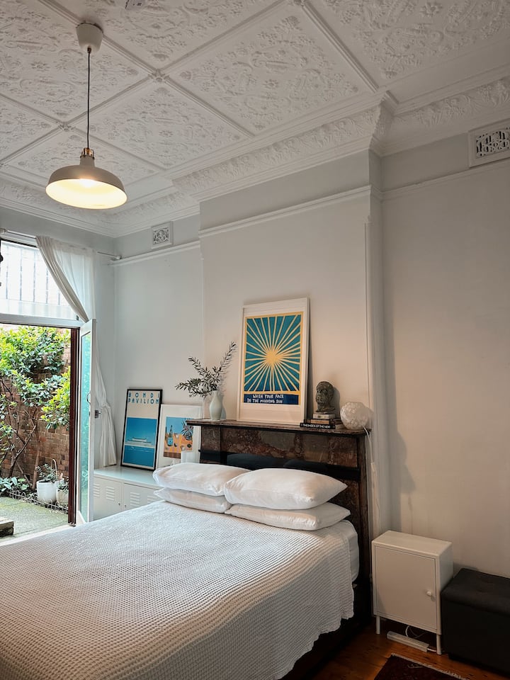 Light Filled Terrace Pad Near Enmore Rd - Lewisham