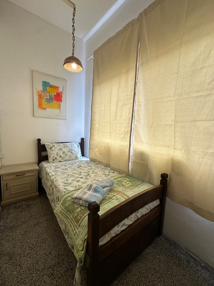 Alugo Quartos Individuais - Porto Alegre