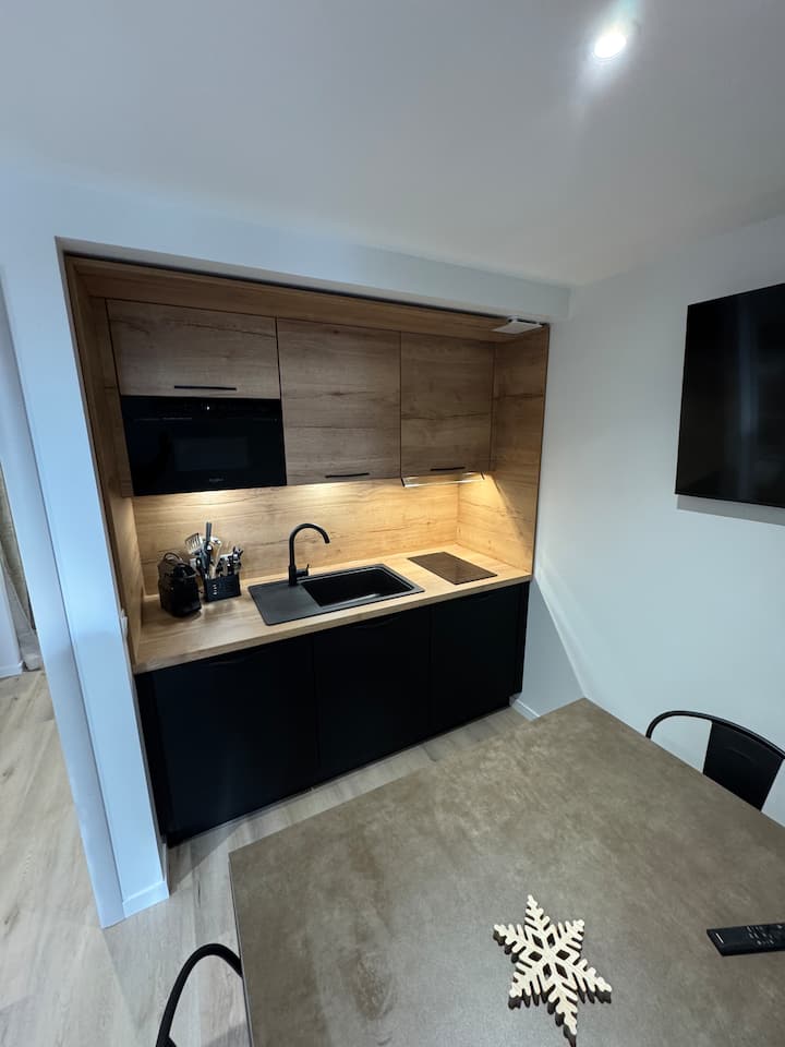 Charmant T2 Pied Des Pistes - Quartier ÉClose - L'Alpe d'Huez