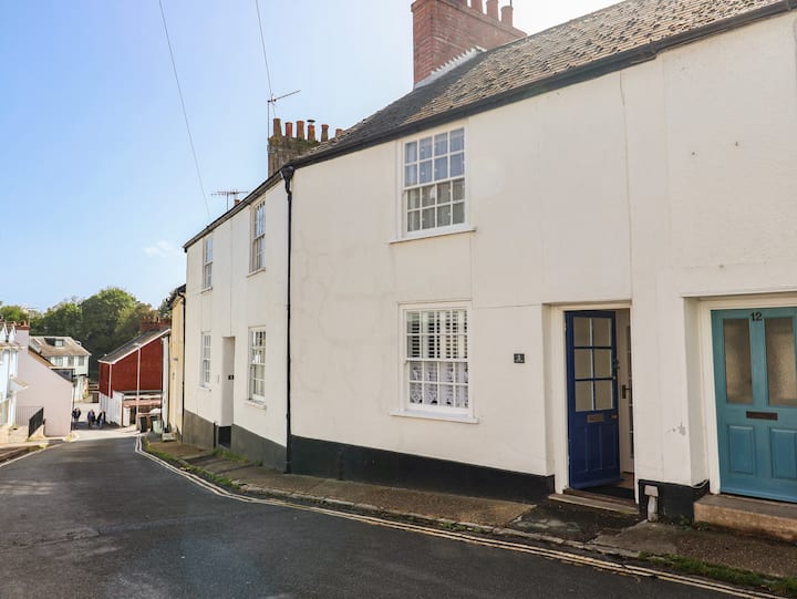 3 Dolphin Cottages - Lyme Regis